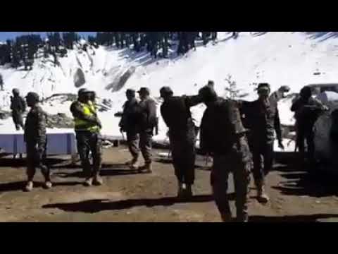 Pakistan army FC pak FC soldier pashto song da FC sha zalmi - YouTube