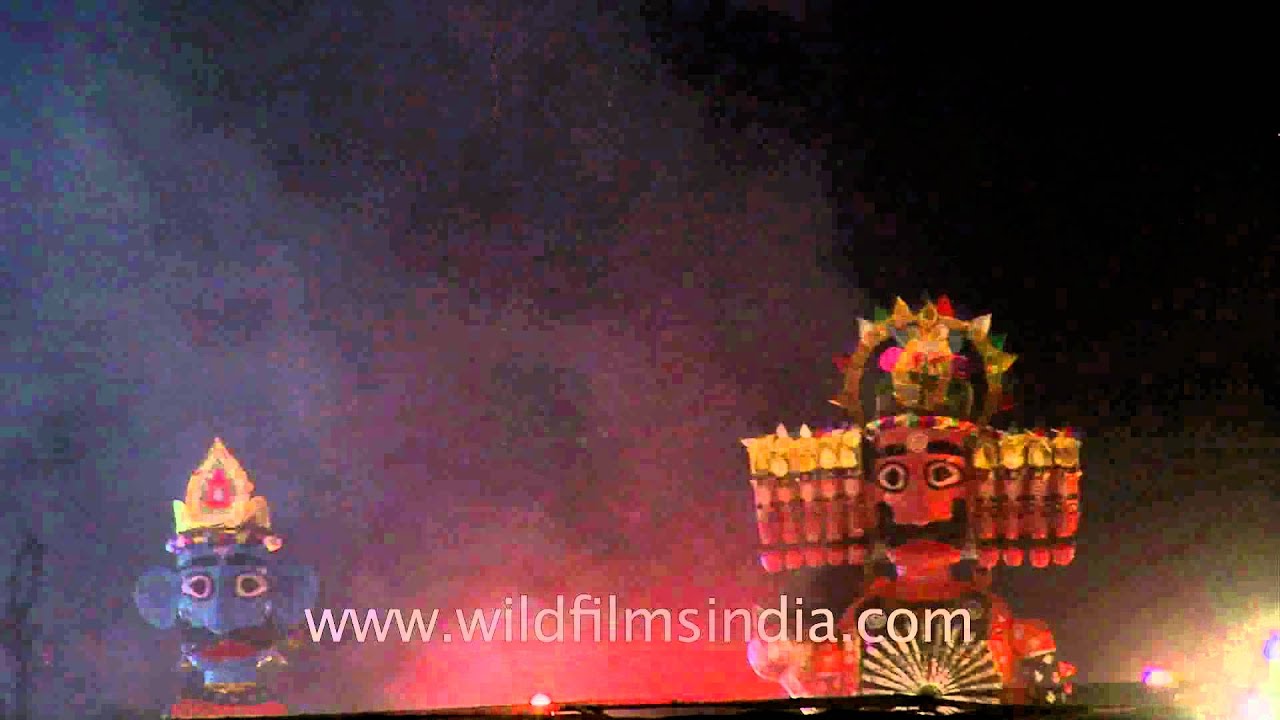 Burning of Ravana effigy during Dussehra festival - YouTube