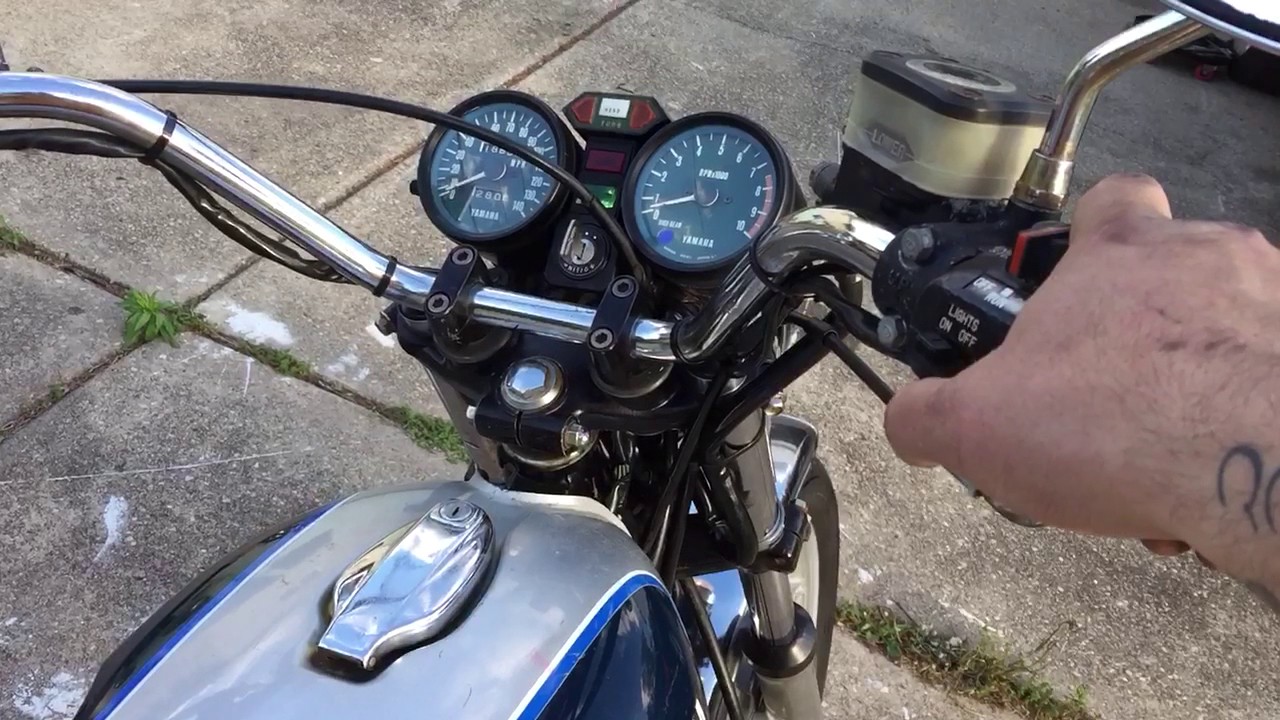 1977 Yamaha XS750 D Walkaround and Start XS 750 - YouTube
