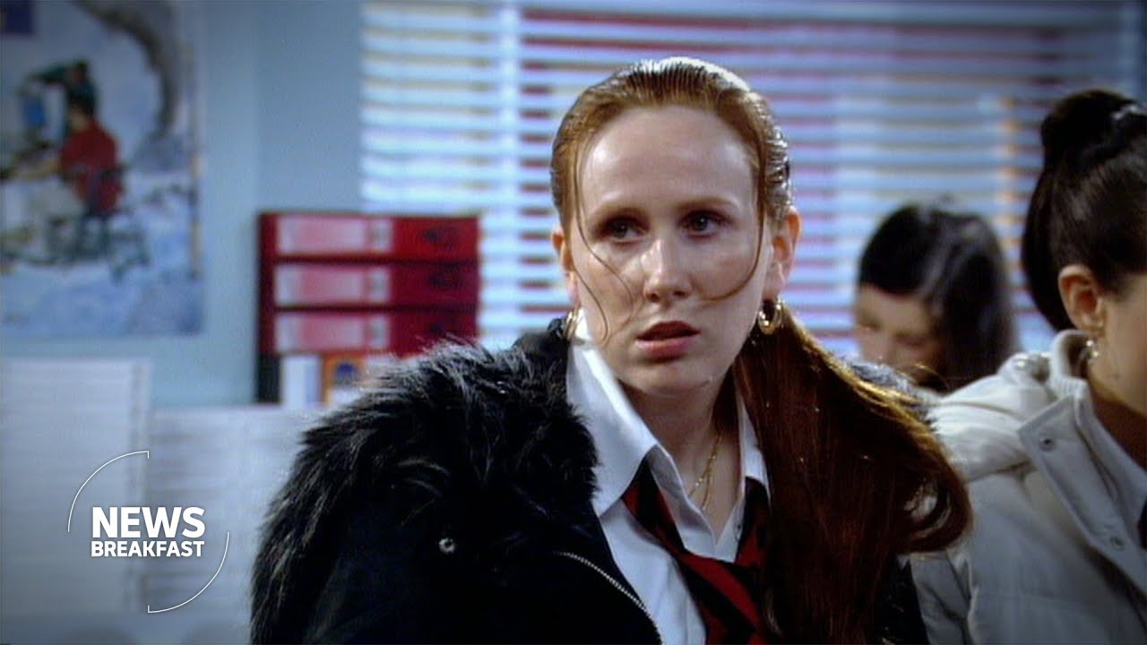 Catherine Tate surprised 'Am I bovvered' catchphrase took off - YouTube