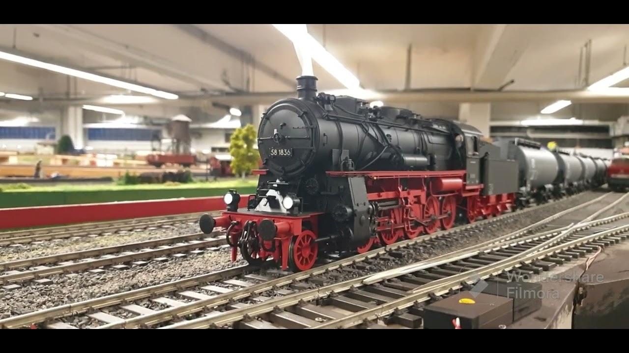 Spur 1 BR 58 mit Schwerölzug - YouTube