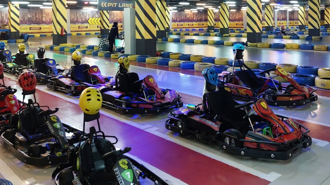 Pegasus Karting, Arena Balapan Seru di Dalam Mall Alam Sutera - YouTube