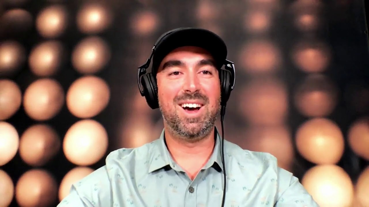 How to photograph UFC/MMA matches with Jeff Bottari - YouTube