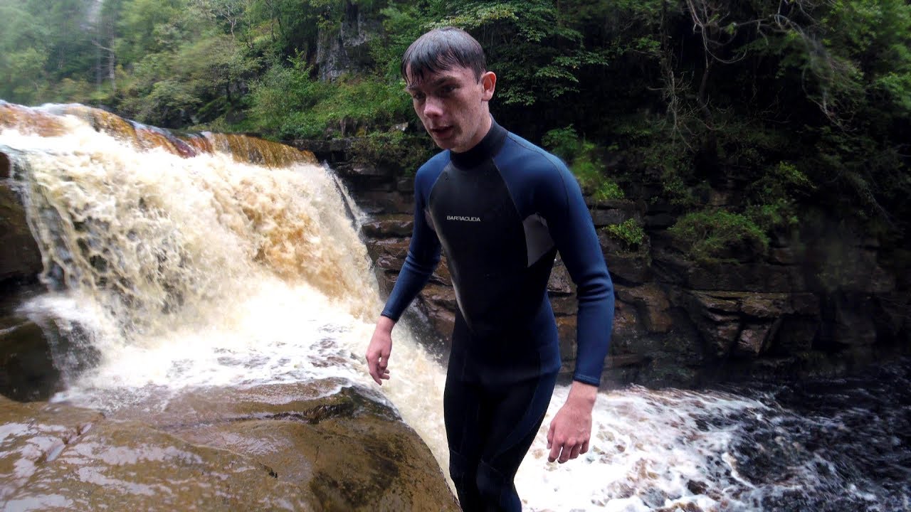 Waterfall Jumping At Kisdon Force - 4K - YouTube