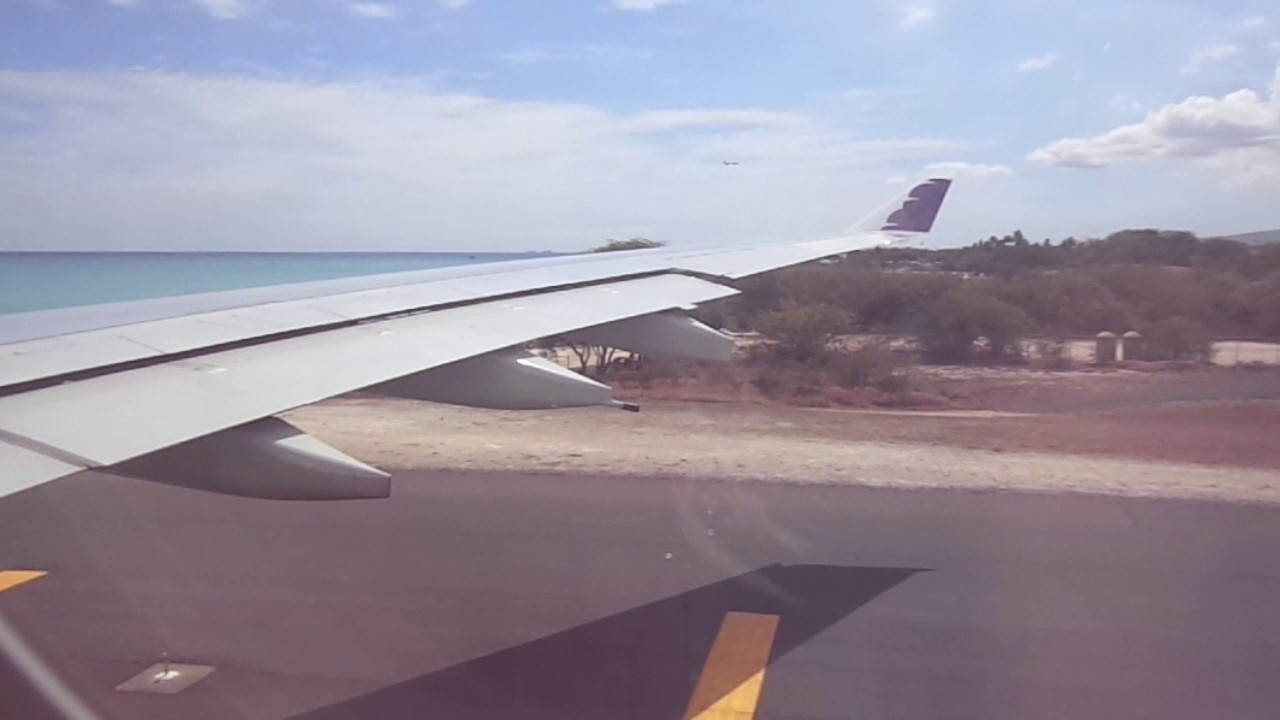 Hawaiian Airlines A330 Reef Runway Takeoff from HNL - YouTube