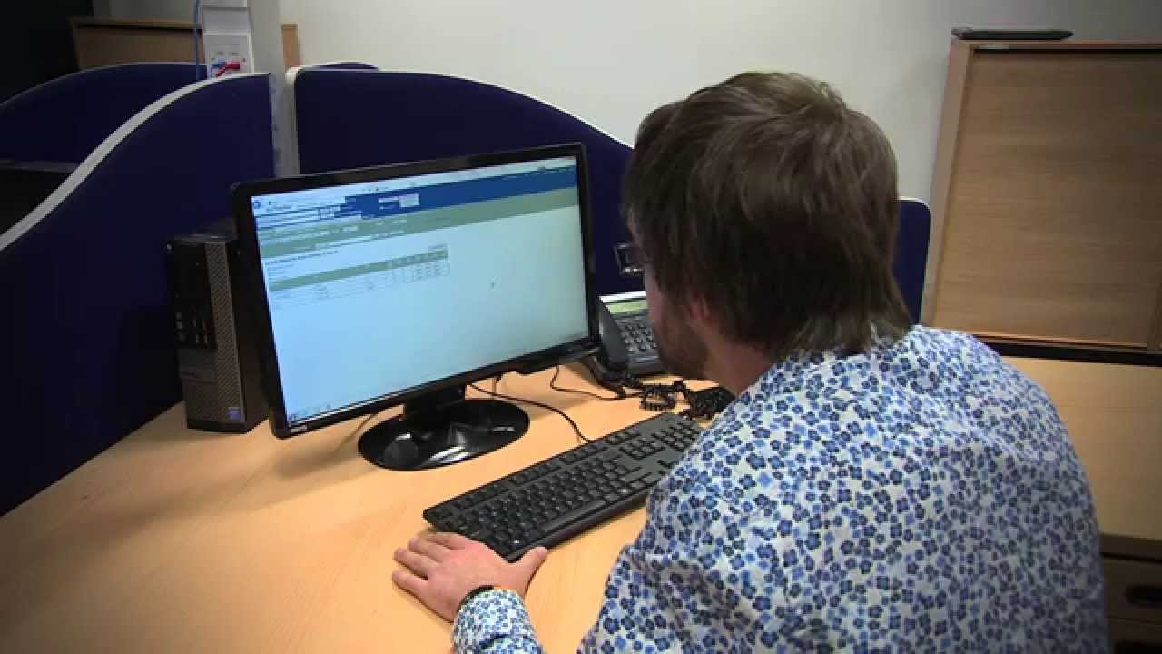 Ezitracker - Cleaning & Facilities Management (with sound) - YouTube