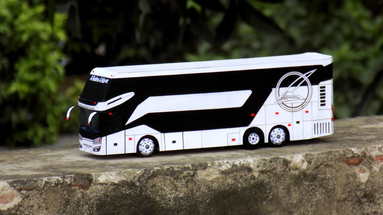 Miniature DD Bus - YouTube