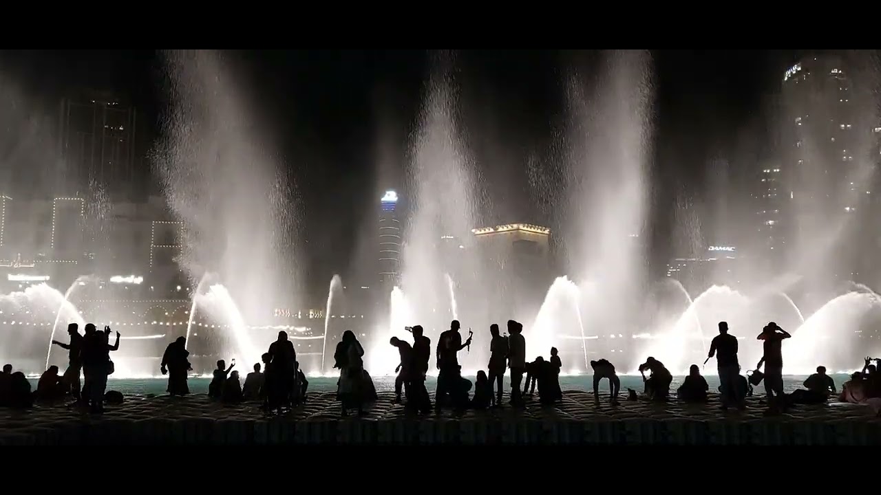 Dubai mall water fountain show - YouTube