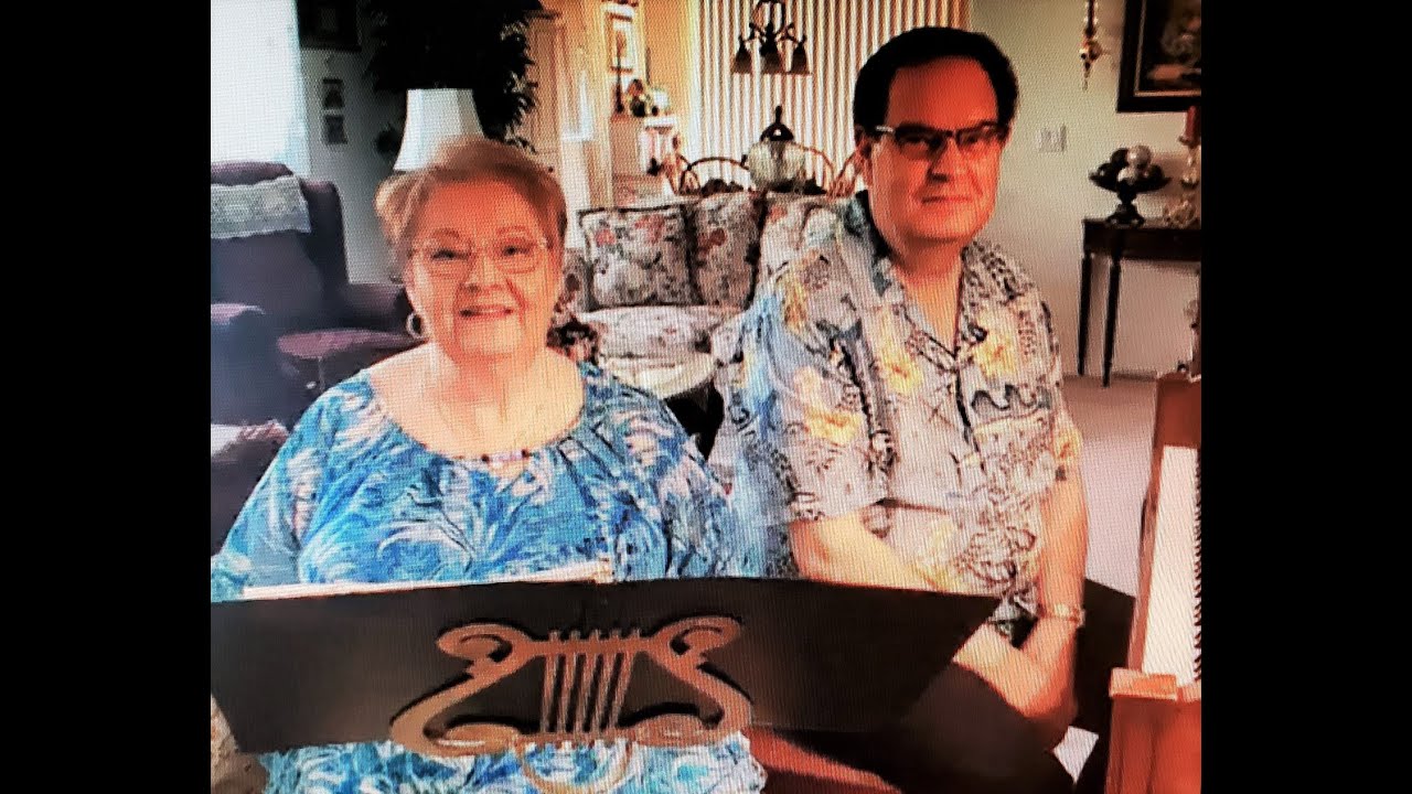 Loren and Nancy Gerdes - Music From Home - YouTube