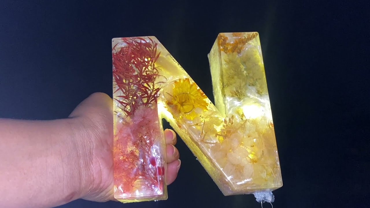 DIY RESIN Large Letter with lights and flowers - YouTube