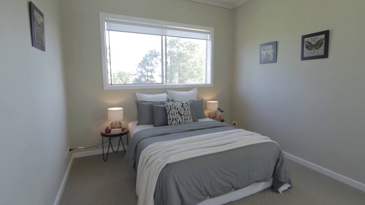 1 John Markwell Pde, Daisy Hill - YouTube