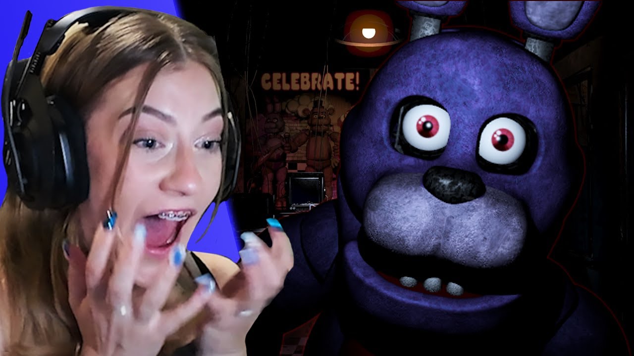 My Girlfriend Played FNAF For The First Time... - YouTube