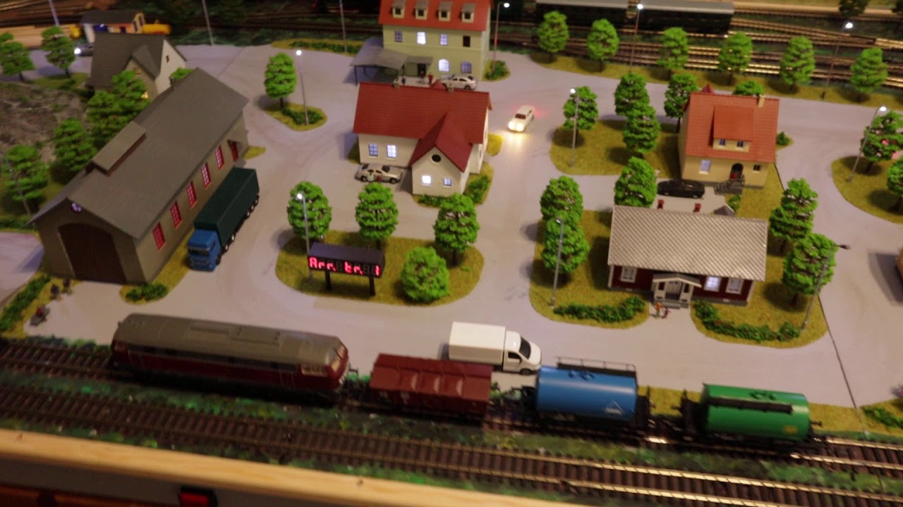 Three new H0 modules - YouTube