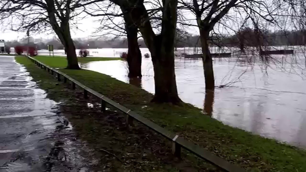 Wetherby Ings flooded 26/12/15 - YouTube