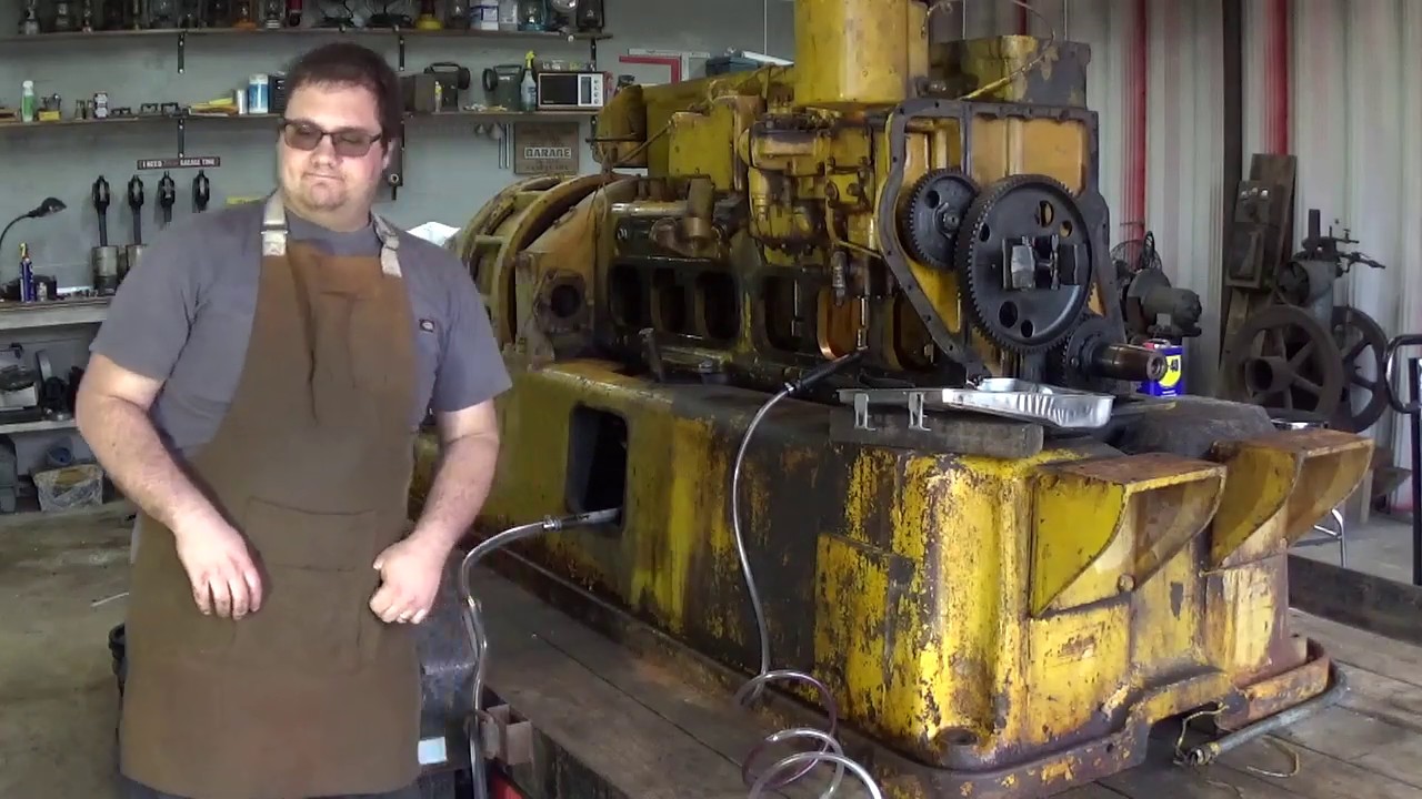 Big Caterpillar Generator Crankcase Cleaning - YouTube