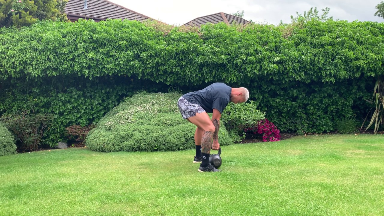 Kettlebell Gorilla Row - YouTube