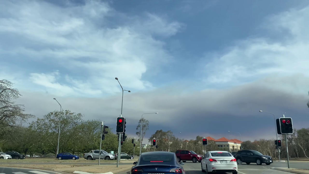 2020 01 28 - Smoke from Bushfire in Tennent ACT - YouTube
