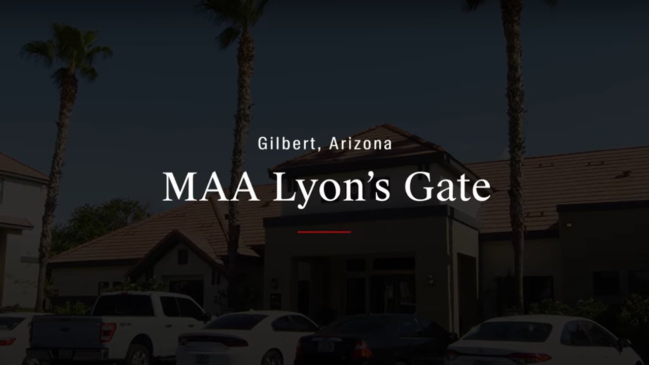 Tour MAA Lyon's Gate Luxury Apartments - YouTube