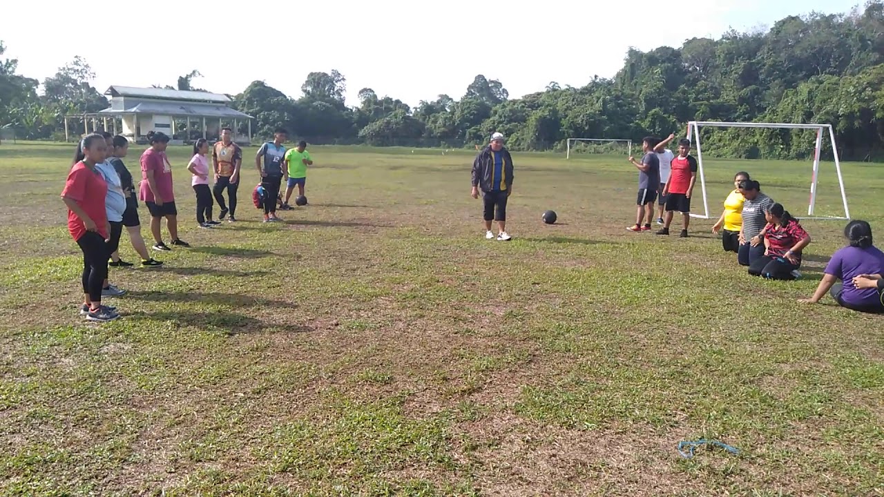 Latihan Sukan SMK Sebauh, Bintulu - YouTube