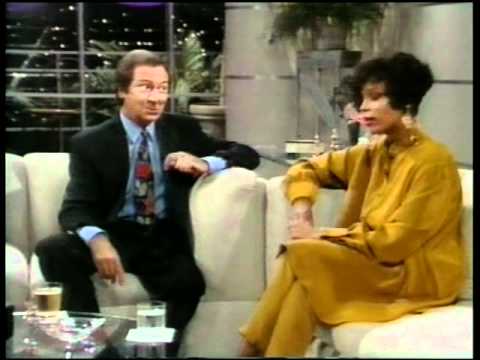 Whitney Houston Interview 1992 UK Very Rare - YouTube