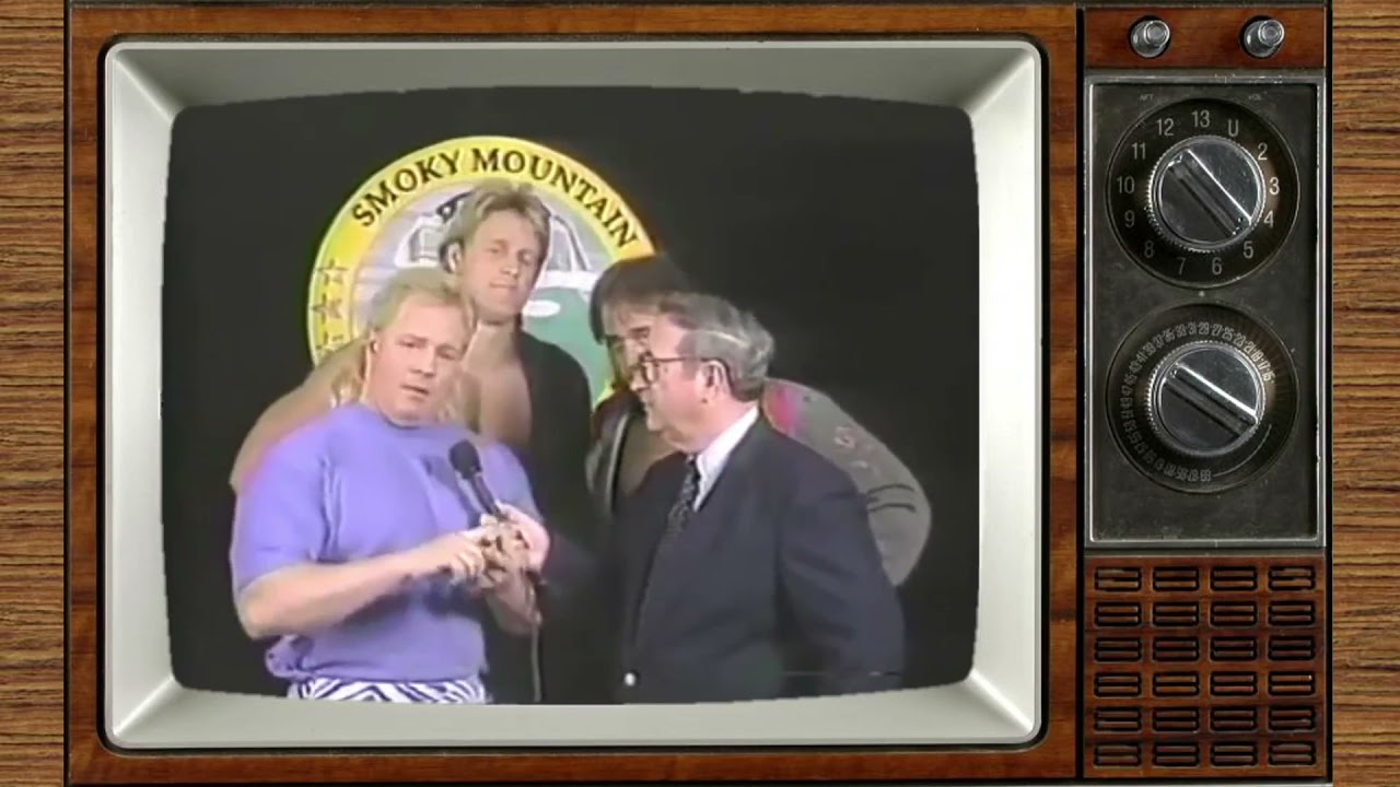 Tim Horner Talks Them Out of the Building Before SMW Volunteer Slam ...