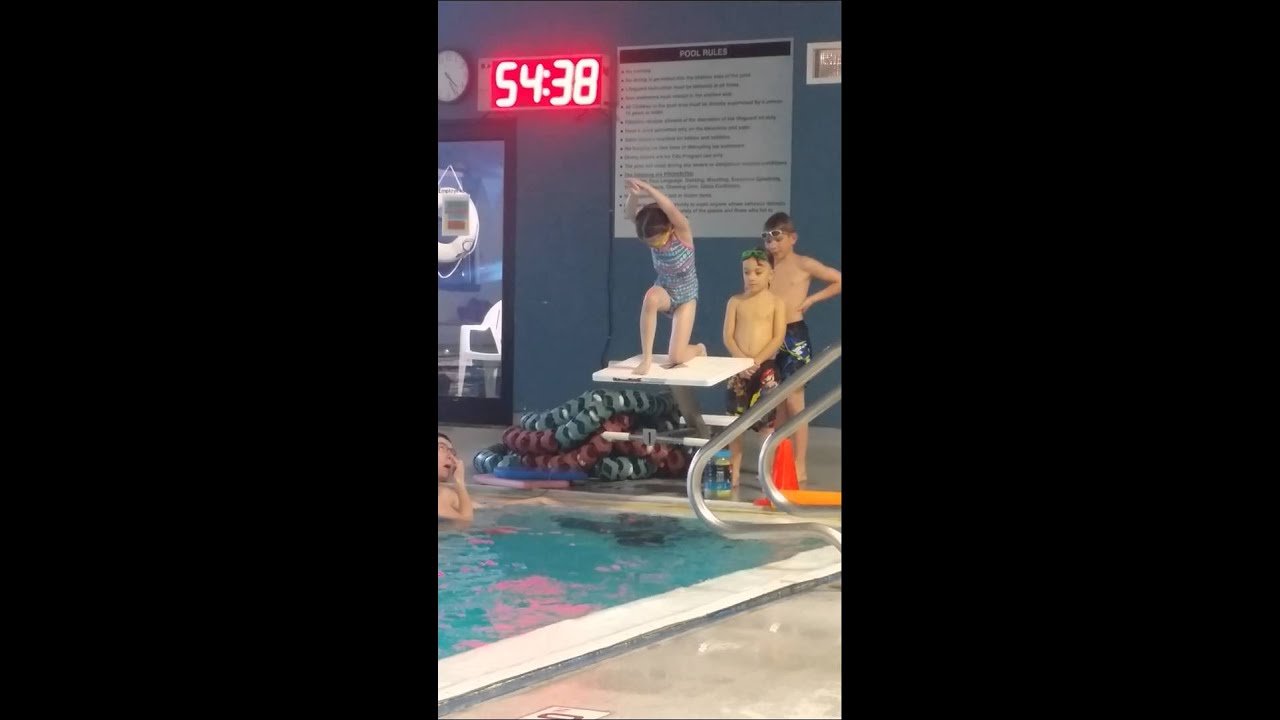 Lillian Kneel Dive - YouTube