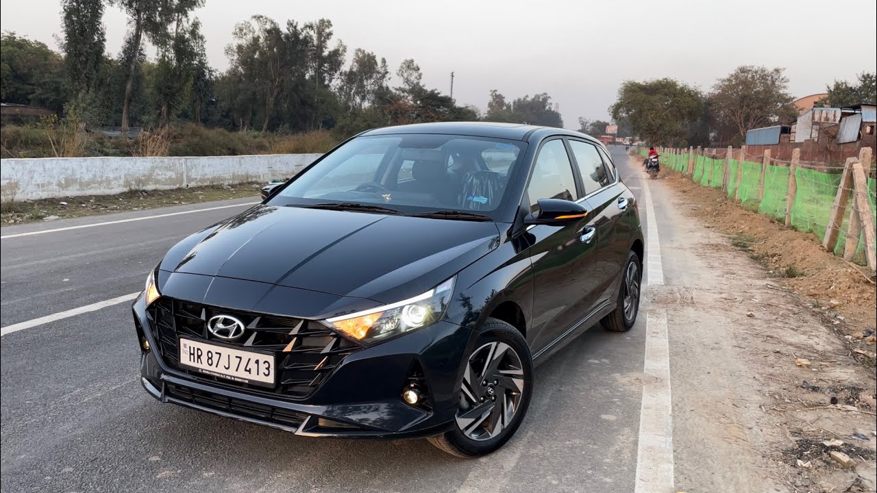 First Service of New i20 Asta 2023! i20 Petrol Service Cost - YouTube