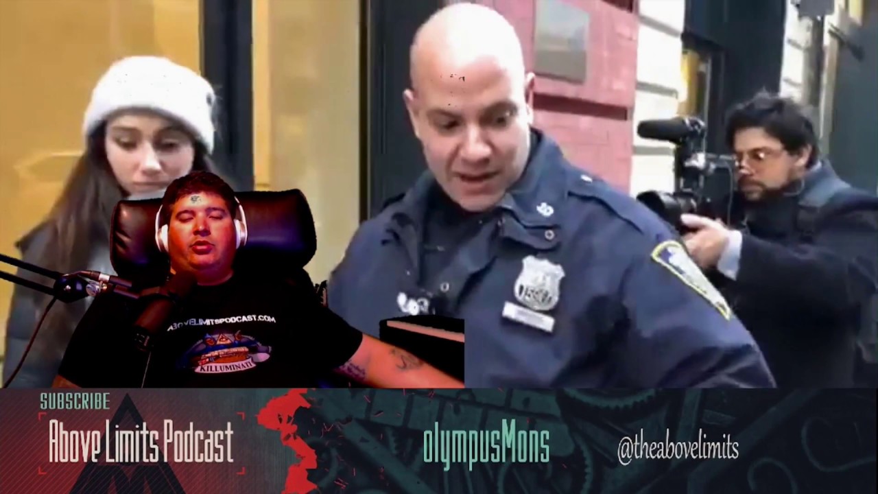 Laura Loomer Protests at @Twitter Headquarters - YouTube