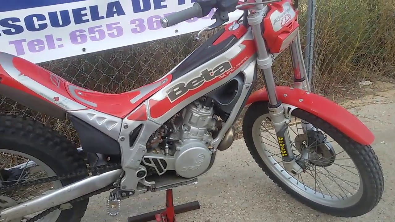 Beta techno 1999 Retro Trial park Huesca. - YouTube