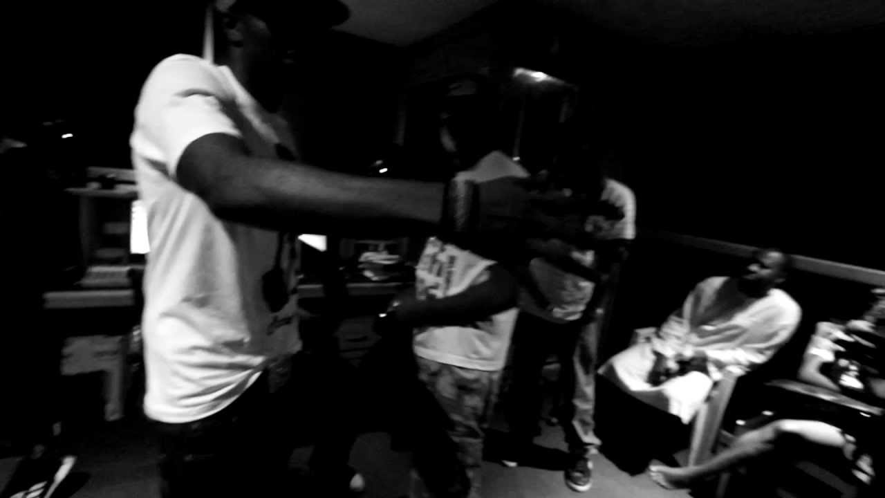 Stanley Enow - Hein Père (Studio Délire) - YouTube