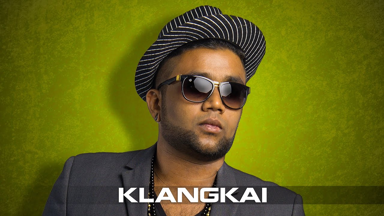 Sofia - KlangKai x Rabbit Mac // Official Lyrics Video 2015 - YouTube