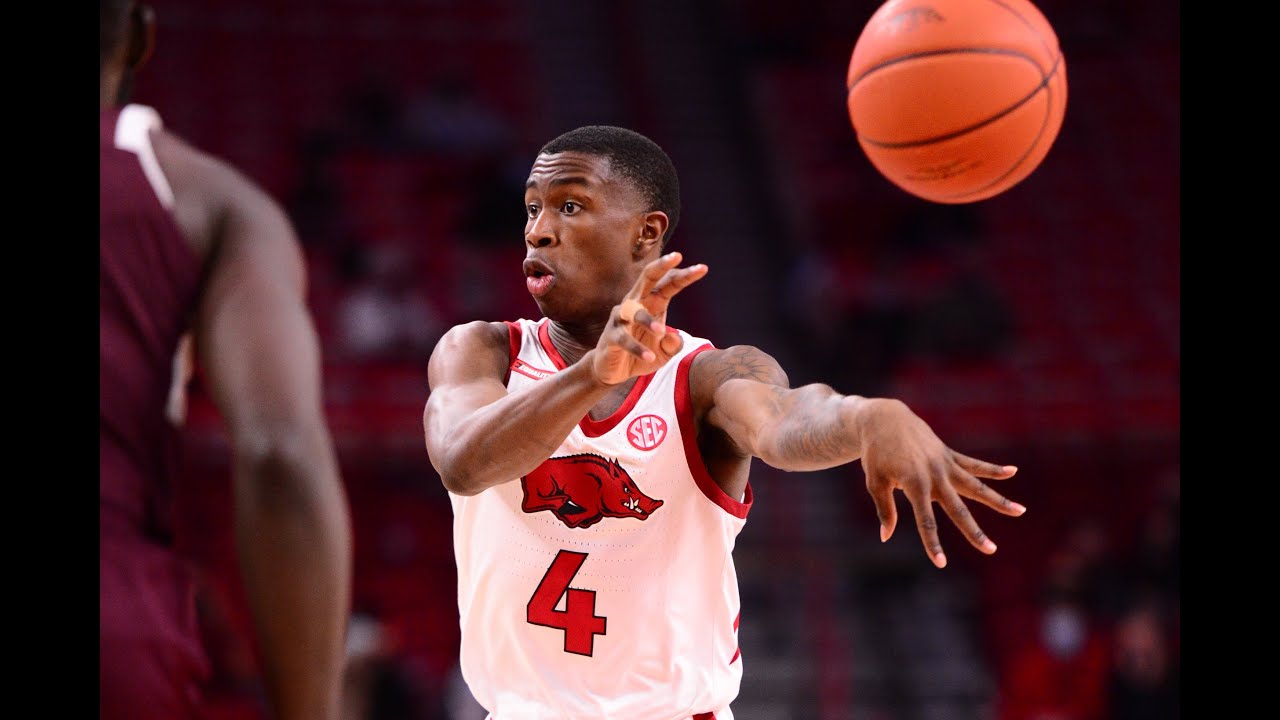 Davonte Davis recaps Arkansas' 61-45 win over Mississippi State - YouTube