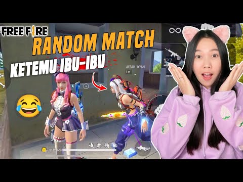 IBU-IBU MAIN FREE FIRE SAMBIL JAGAIN ANAKNYA 😂, KOCAK BANGET - FREE FIRE INDONESIA