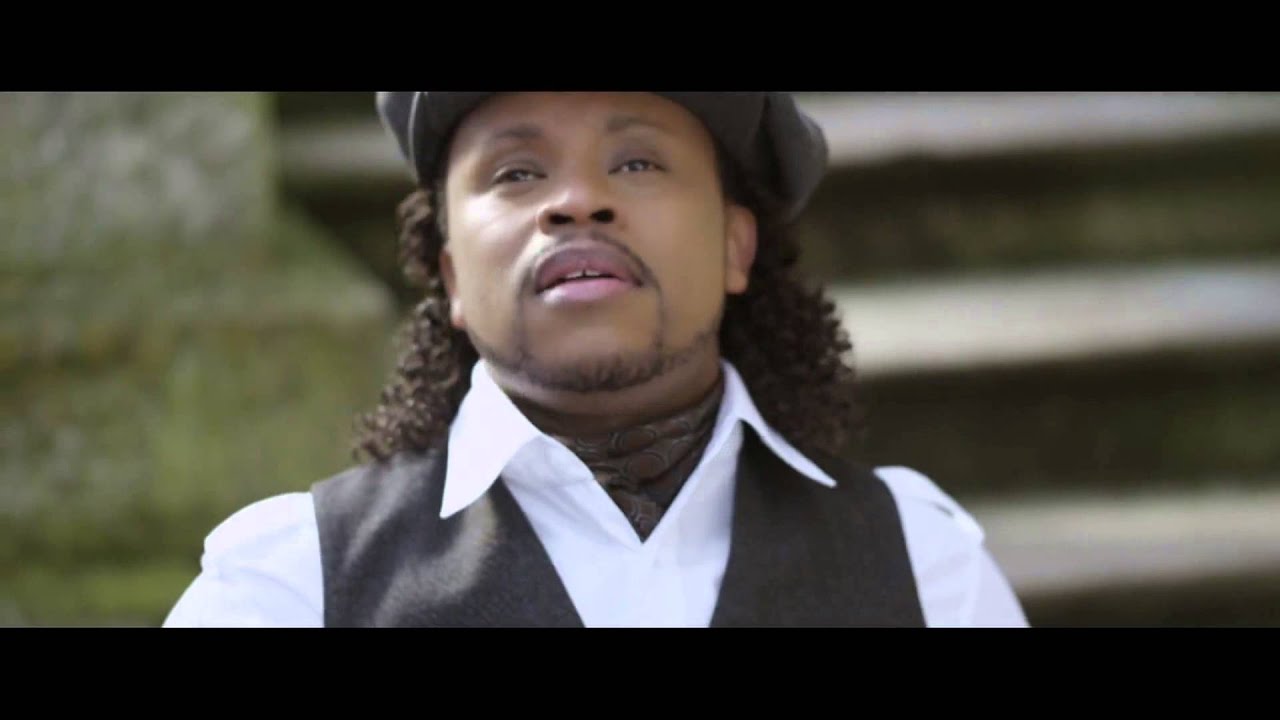 Daan Junior " Ma place " 2013 Official new music video - YouTube