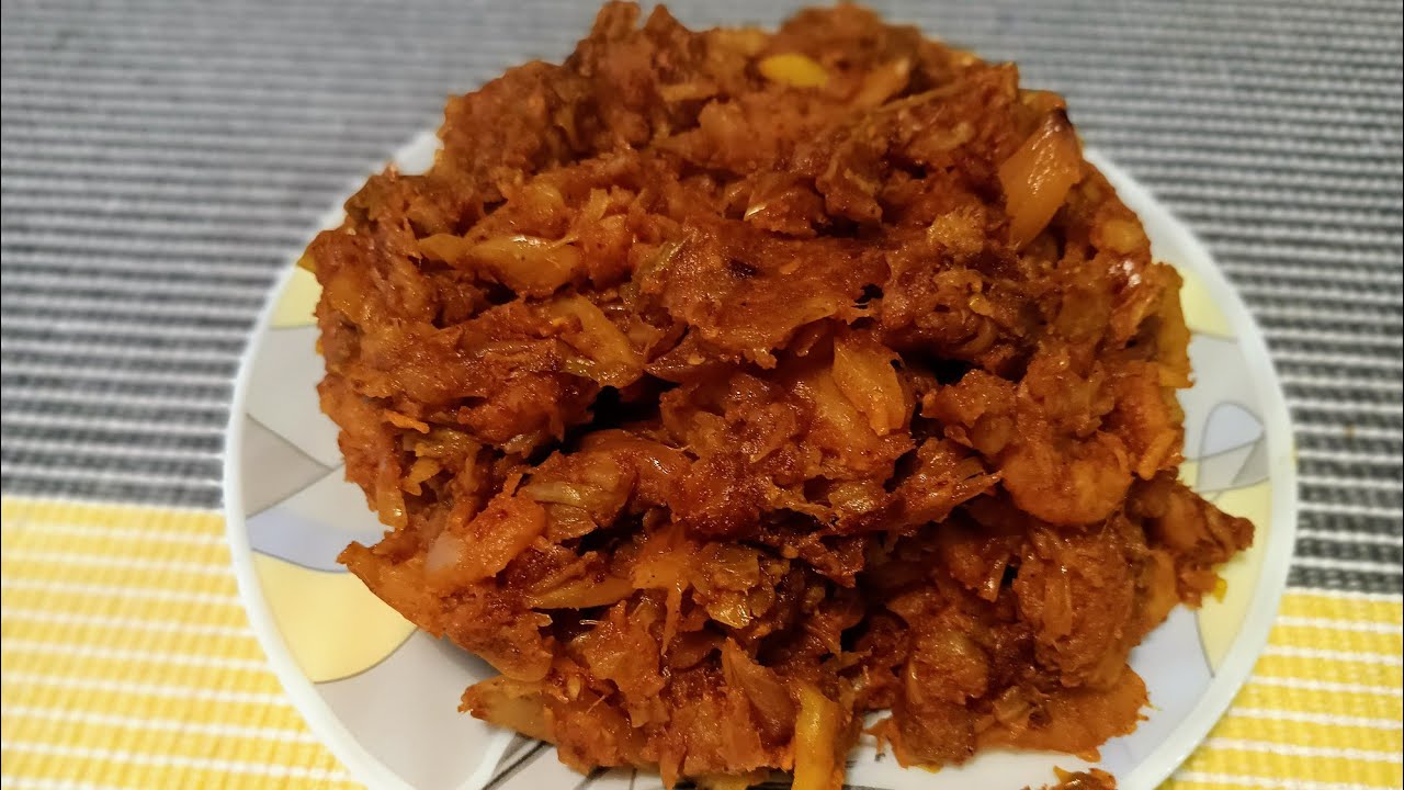 Chingri mach diye Badhakophi(cabbage and prawn ki sabji) - YouTube