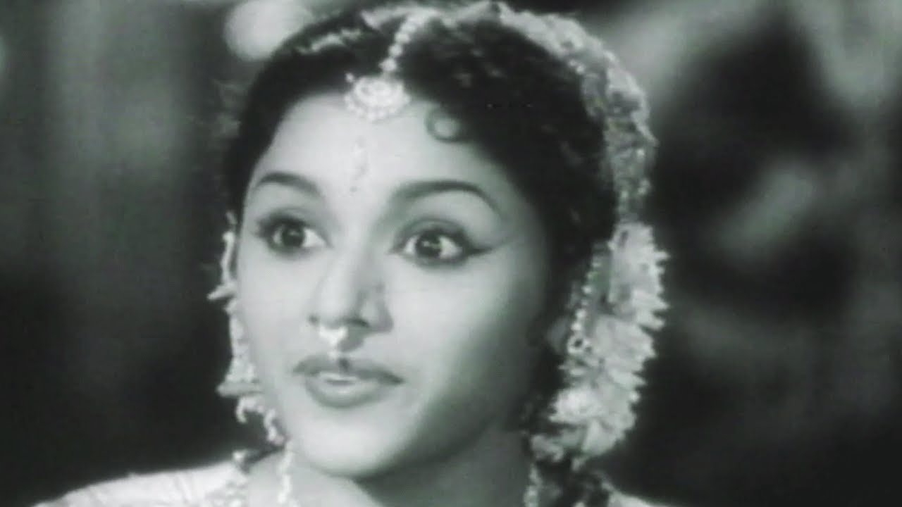 Shahu Modak, Padmini, Shiva Bhakta - Scene 1/12 - YouTube