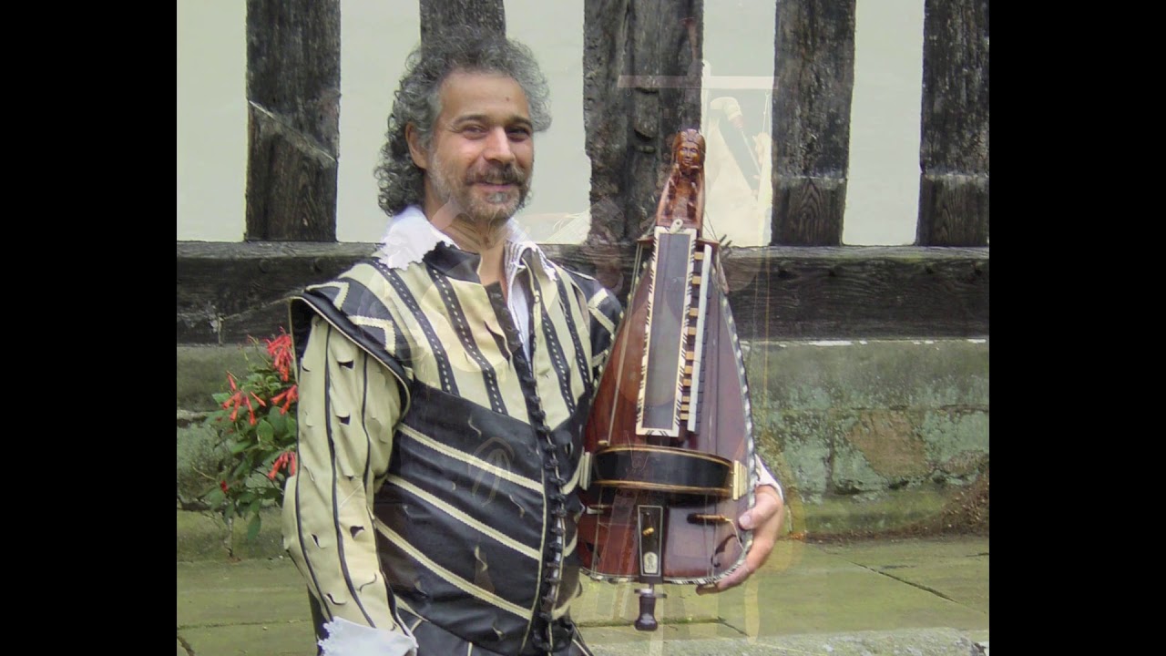 Tudor Minstrel - YouTube