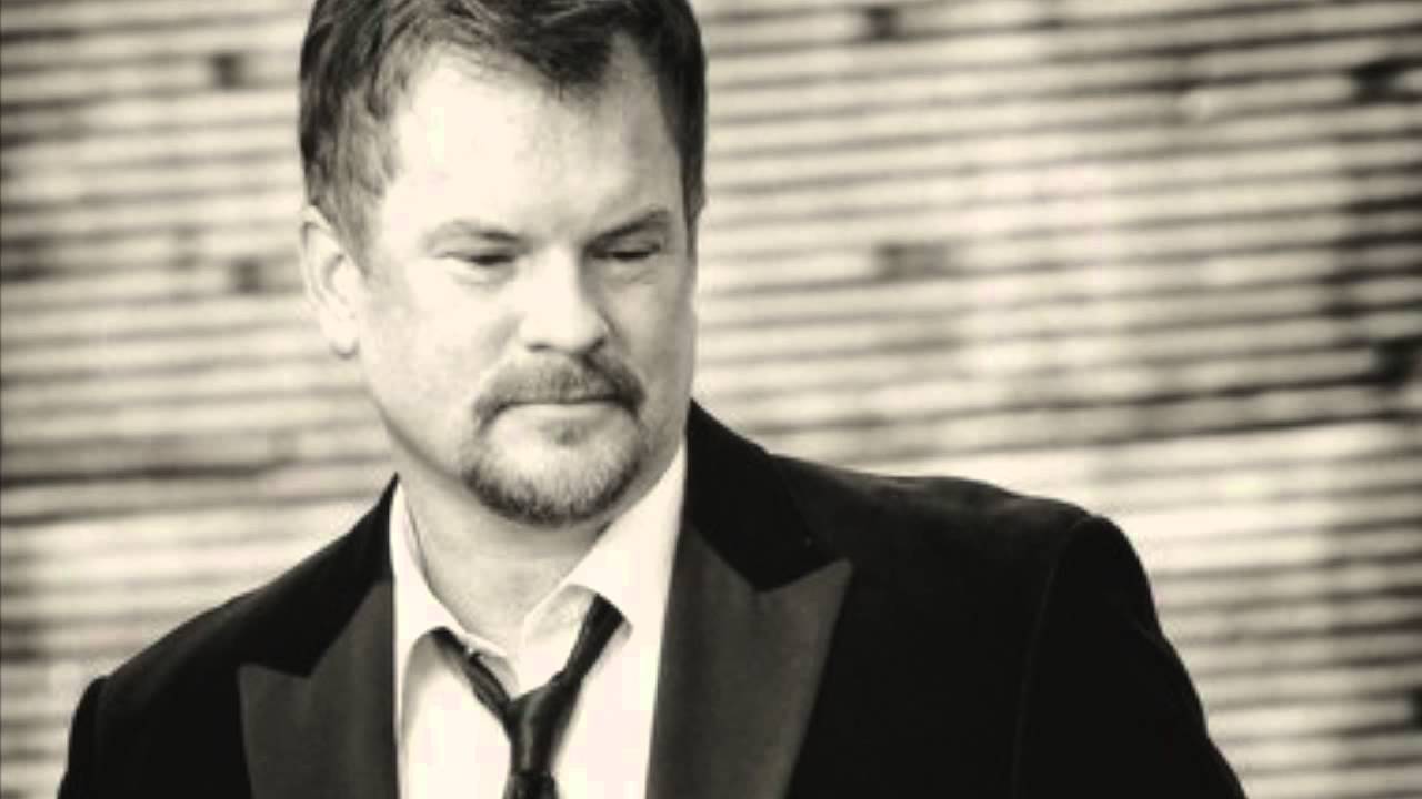 Silver Bells - Mike Eldred - YouTube