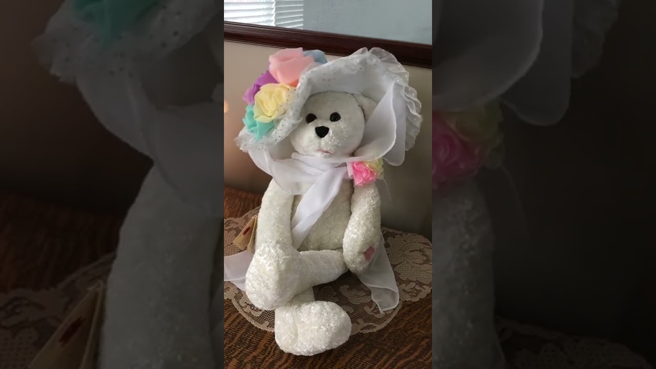 PBC Chantilly Lane Animated Musical Bear What a Wonderful World - YouTube