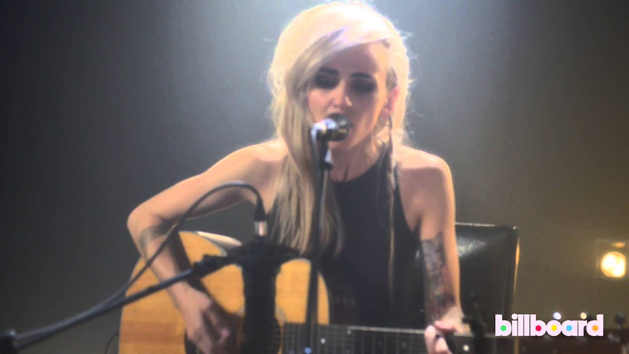 Lights Singer Blonde Hair