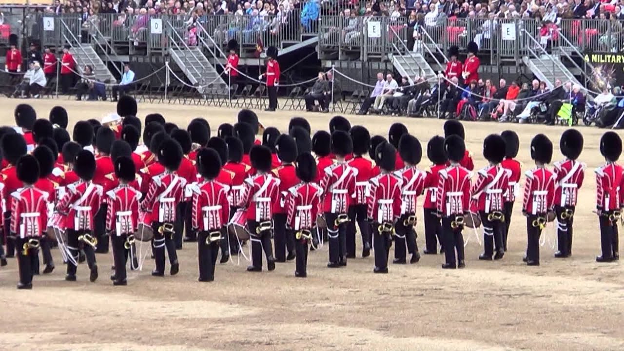 130601 The Queen's Birthday Parade 1440x1080 4YT - YouTube