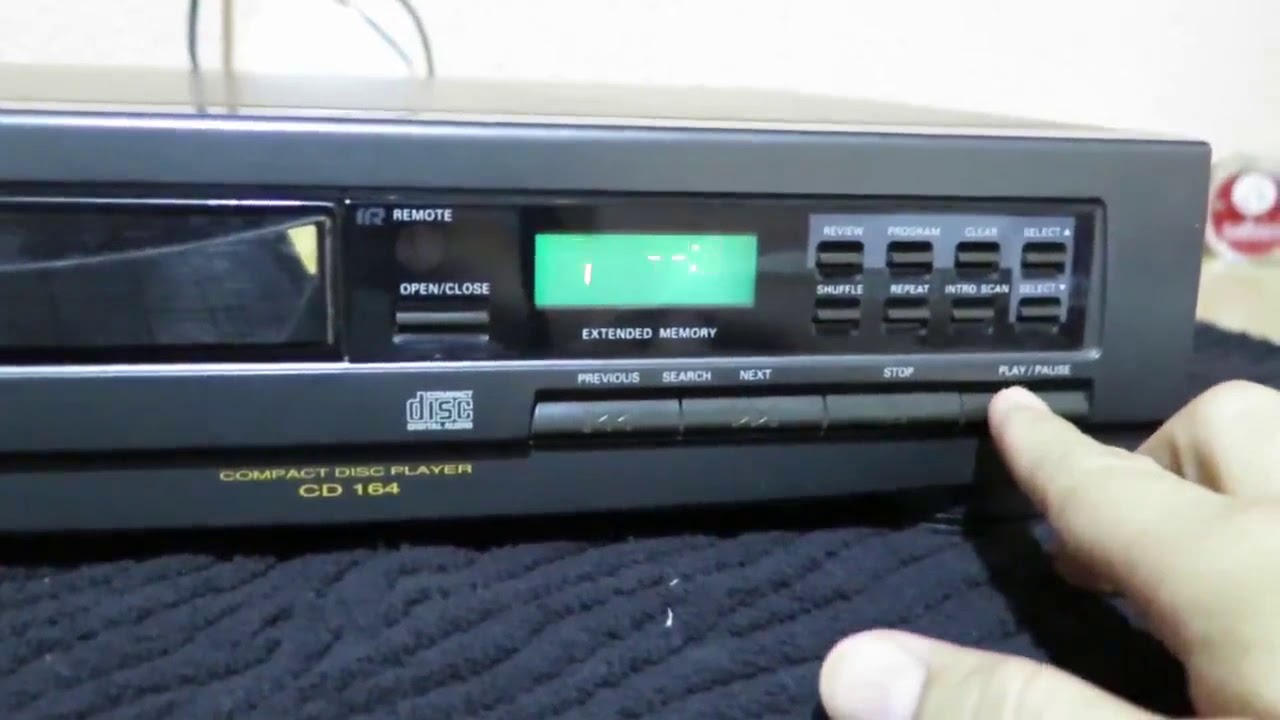 Toca CD Philips CD164 - YouTube