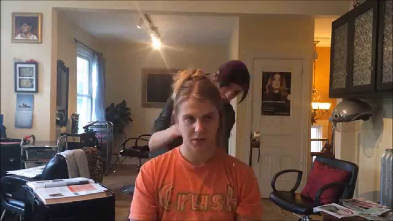 Sectioning Dreads - Timelapse - YouTube
