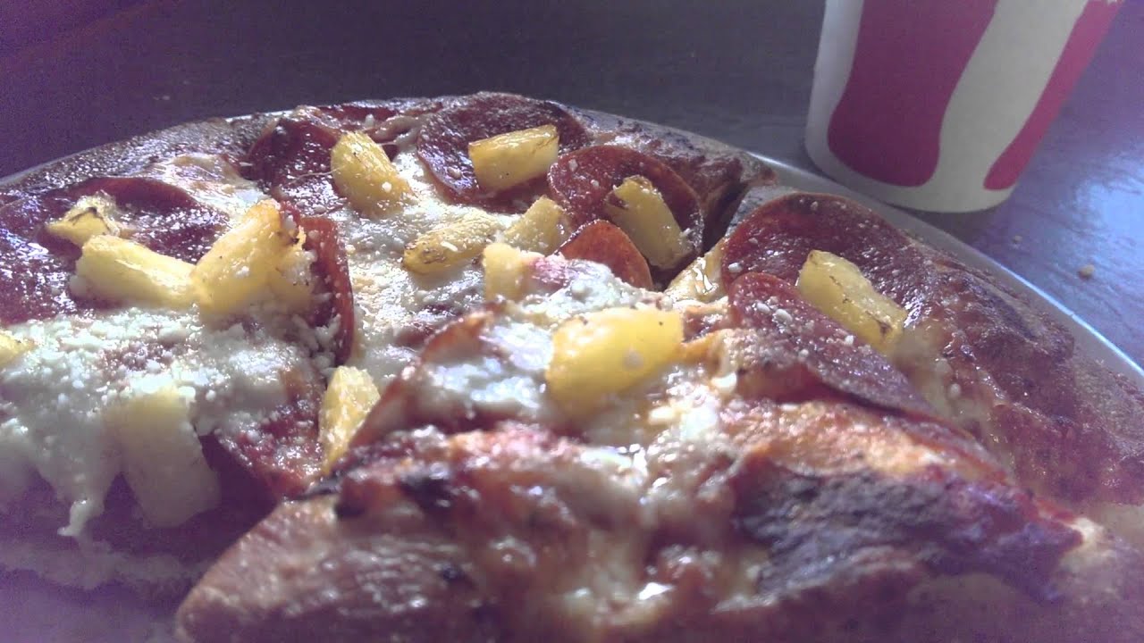 Flash Review: Rusty's Pizza - YouTube