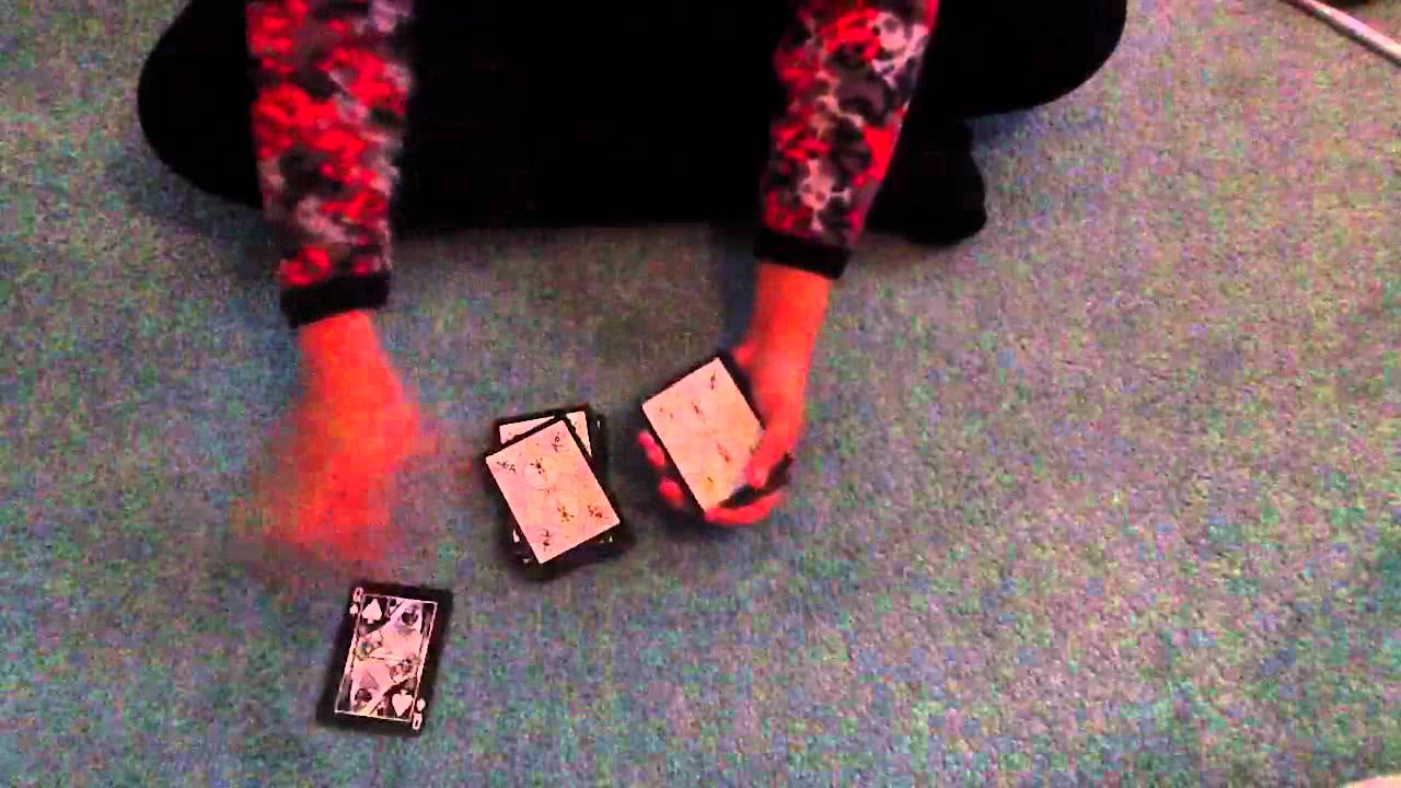 How to do the one handed spread - YouTube