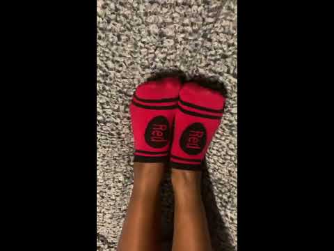 Teen girls socks up close - YouTube