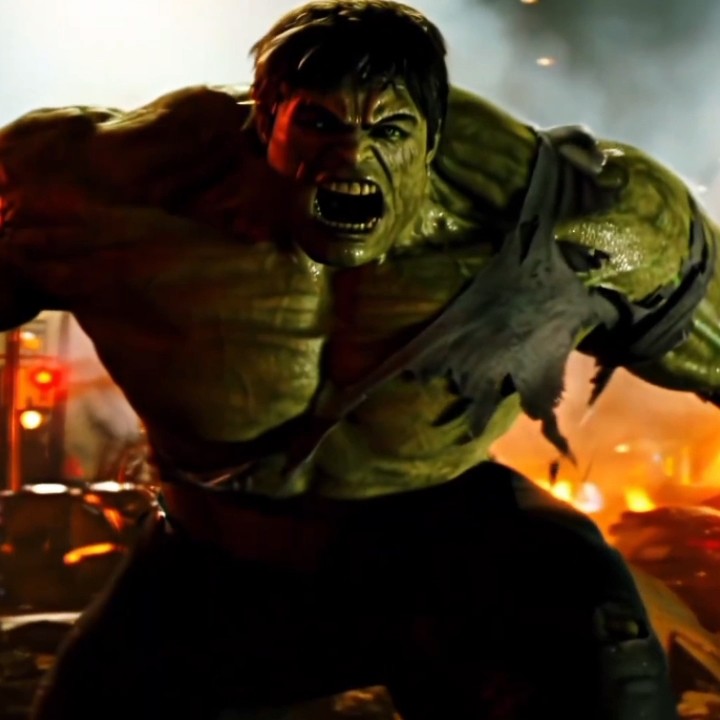 Hulk vs Fenris Wolf - Hulk edit - Thor Ragnarok - YouTube