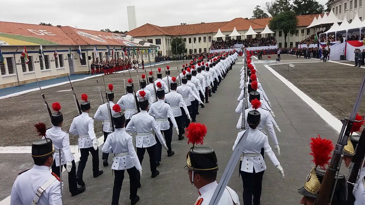 APMBB Formatura CHQAO 2017 SD PM Nunes - YouTube