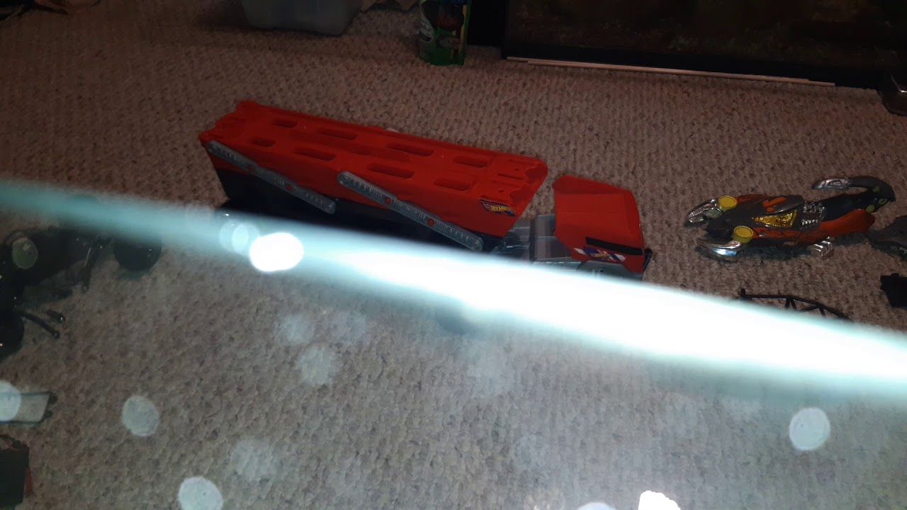 Axial scx 24 semi and trailer - YouTube