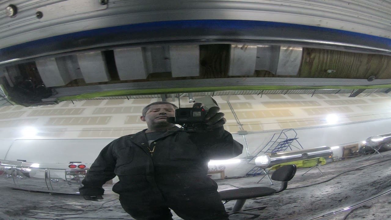 3 stages of polishing on this aluminum pontoon. - YouTube